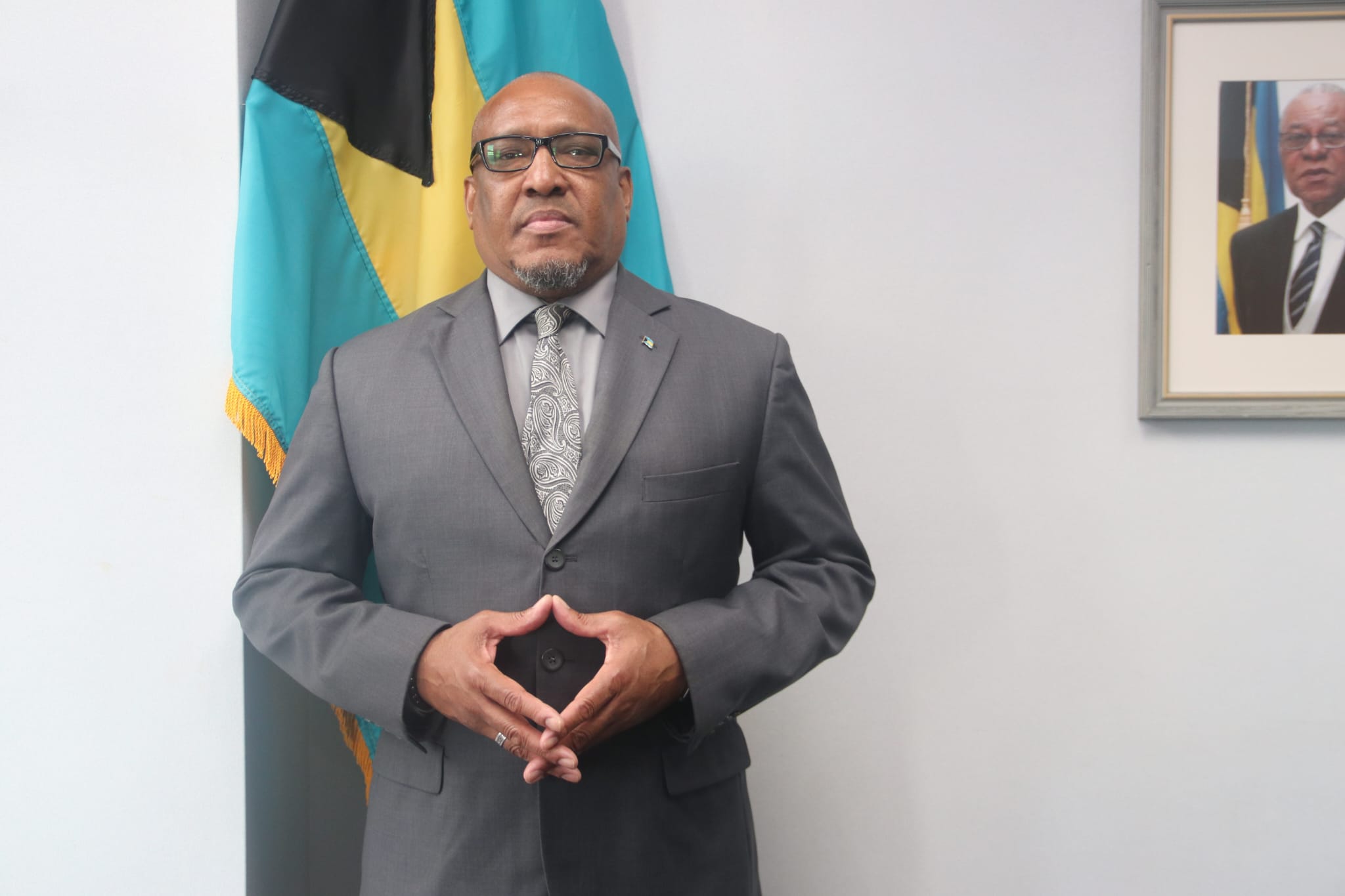 Paul Terry Archer Interviews with ZNS about the Flamingo